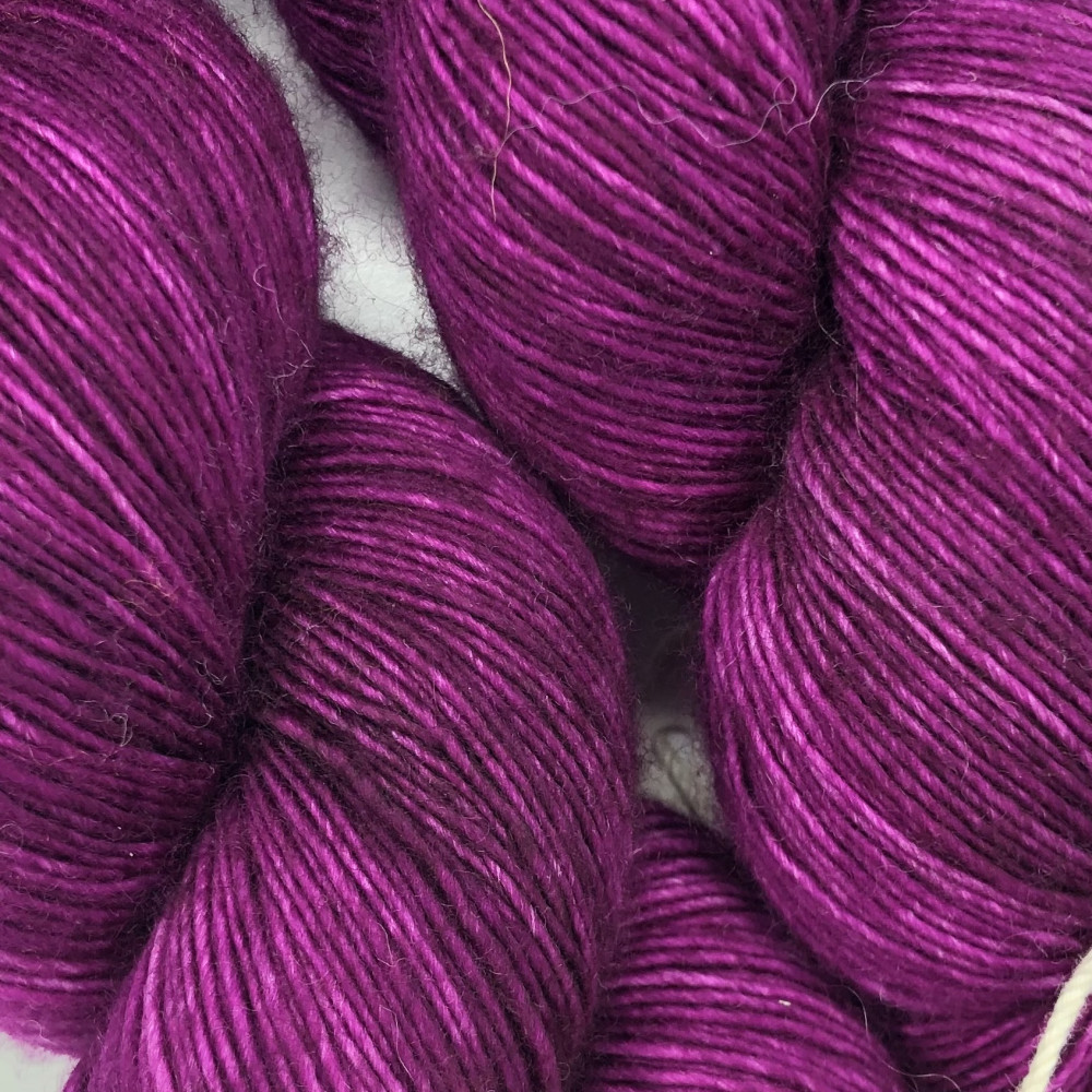 Lucy Loop – Laine Fingering Douce et Superwash | Umàlf